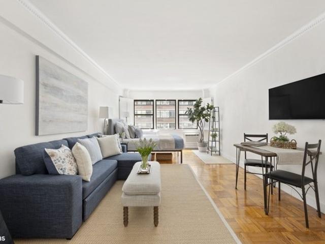 333 E 75th St Apt 8D, Manhattan, NY 10021