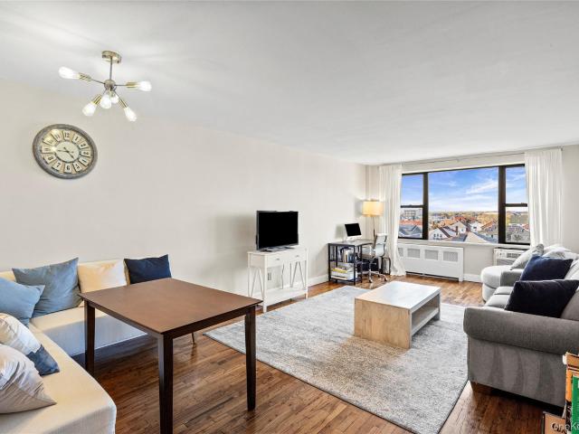 333 E Broadway 4K