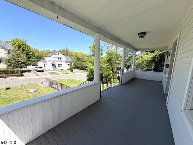 333 E Main St