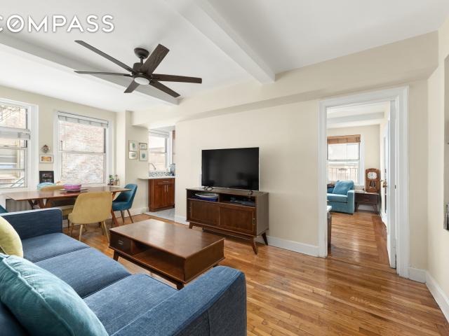333 East 43rd Street, New York, NY