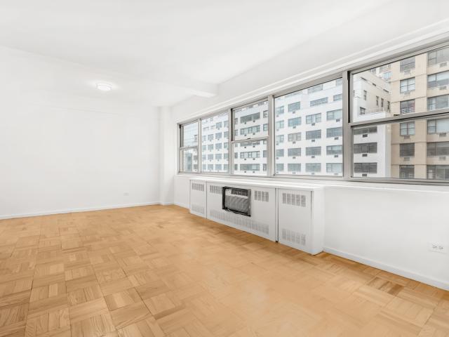 333 East 46th Street, Unit 8C | Compass