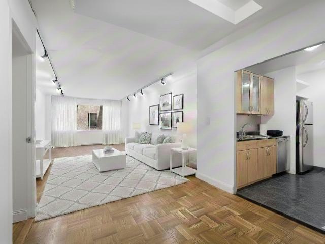 333 East 69th Street, Unit 3A
