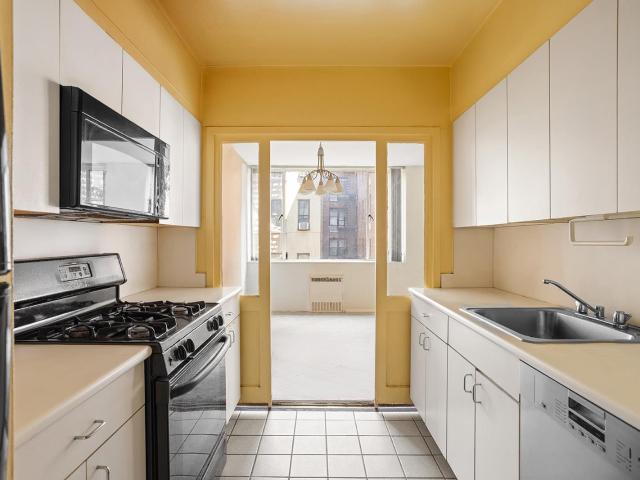 333 East 69th Street, New York, NY