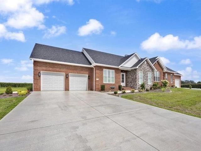 333 Fairway Dr, Campbellsville, KY 42718