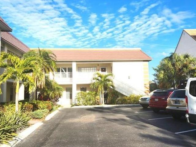 333 Island Way #205, Clearwater, FL 33767