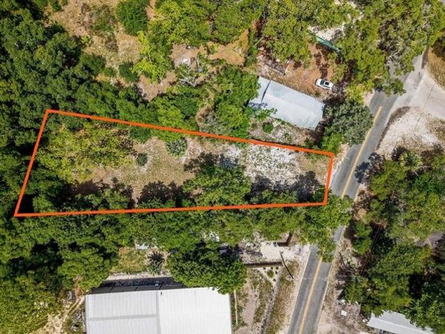 333 Old Ferry Dock Rd, Eastpoint, FL 32328