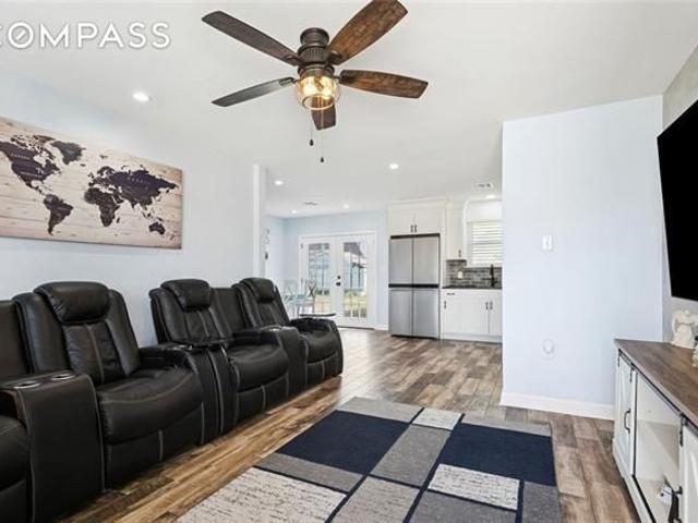 333 Lowe St, Hahnville, LA