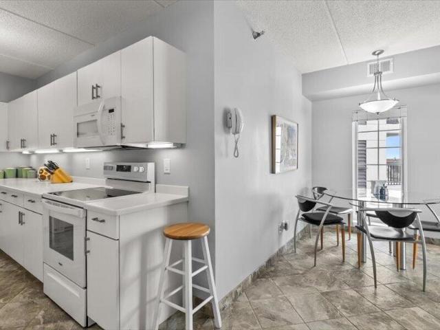 333 Lake Ave, Unit 308, Racine, WI 53403 | MLS #1954