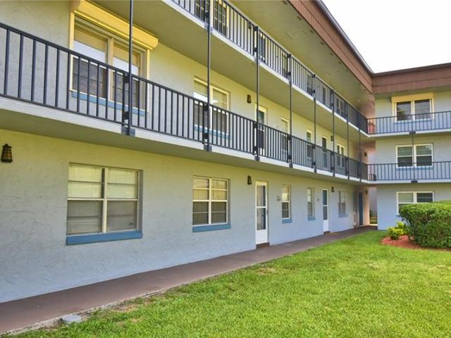 333 Lake Howard Dr NW Apt 102D, Winter Haven, FL 33880