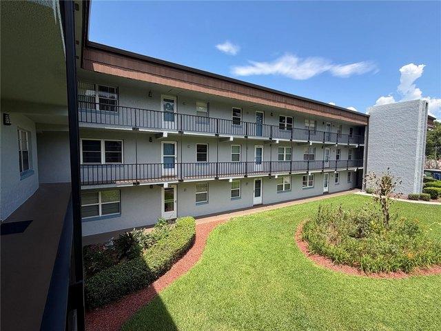 333 Lake Howard Dr NW Apt 211B, Winter Haven, FL 33880