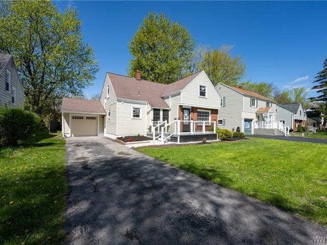 333 Lamarck Dr, Buffalo, NY 14226