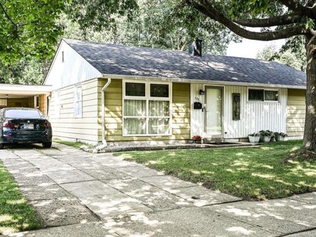 333 Manchester Dr, South Bend, IN 46615