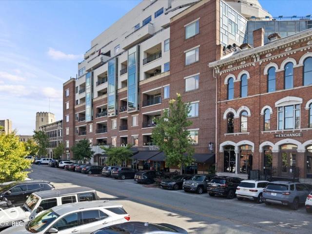 333 Massachusetts Ave, Unit 401, Indianapolis, IN 46204 | MLS #22059 | Compass