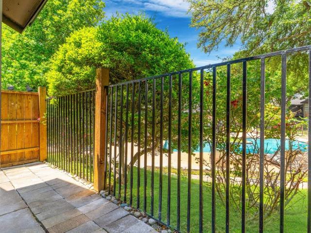 333 Melrose Dr, Unit 4D, Richardson, TX 75080 | MLS #21138 | Compass