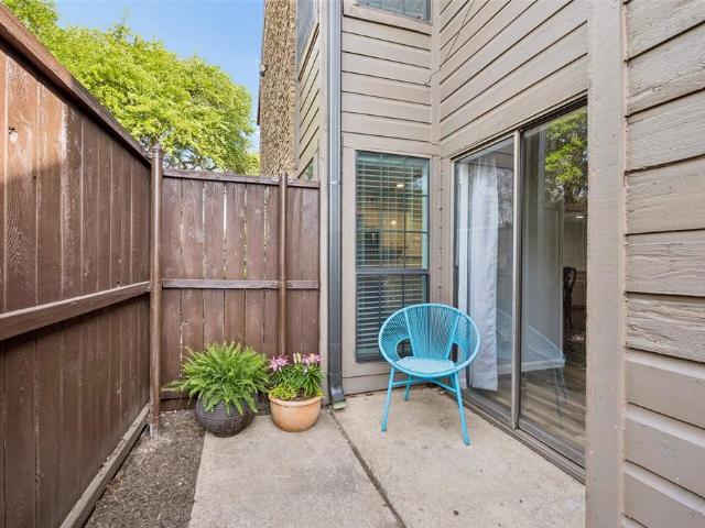 333 Melrose Drive # 22C