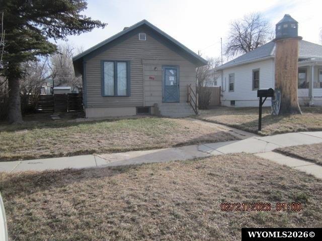 333 N 5th St, Douglas, WY 82633
