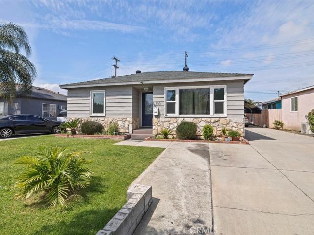 333 N Vernon Ave, Azusa, CA 91702 | MLS #CV26079 | Compass