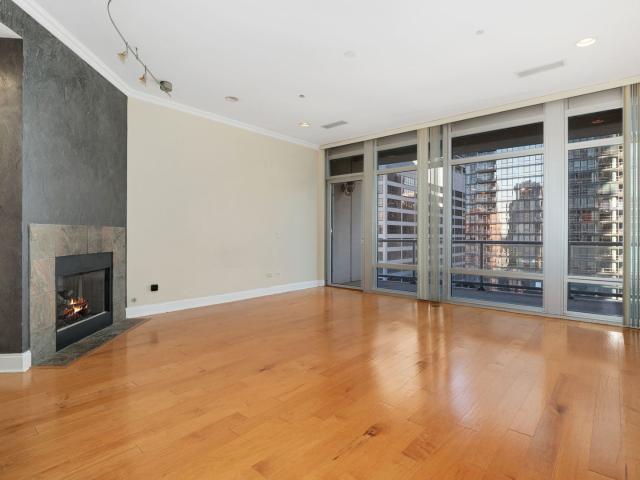 333 N Canal Street # 1403