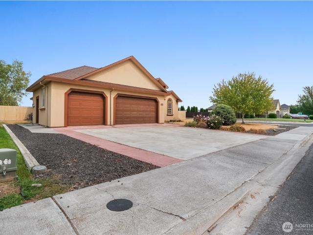 333 N Crestview