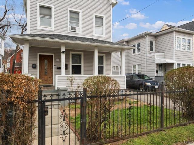 333 S 7th Avenue
