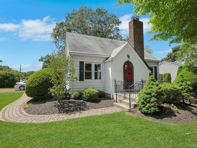 333 S Middletown Rd, Nanuet, NY 10954