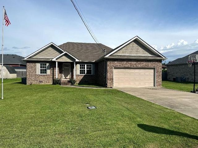 333 Shelby Cir, Shelbyville, TN 37160