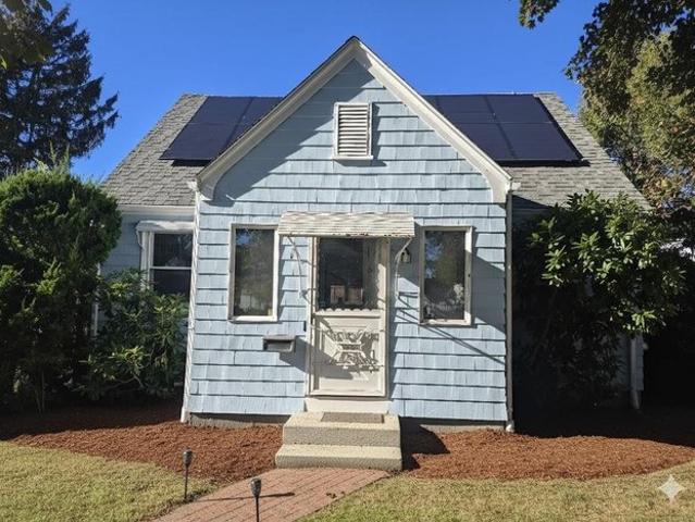 333 Phenix Ave, Cranston, RI 02920
