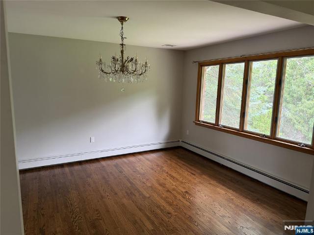 333 Ratzer Road