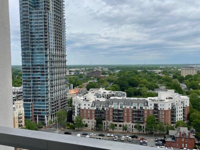 333 W Trade St, Unit 1602, Charlotte, NC 28202 | MLS #4237