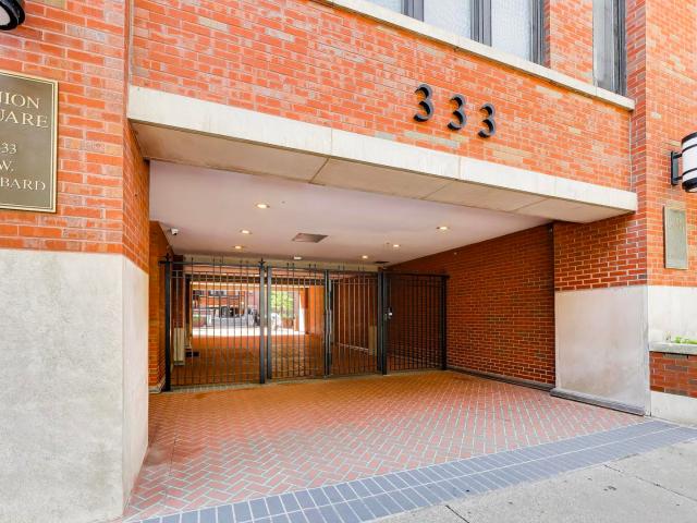 333 W Hubbard Street # 617