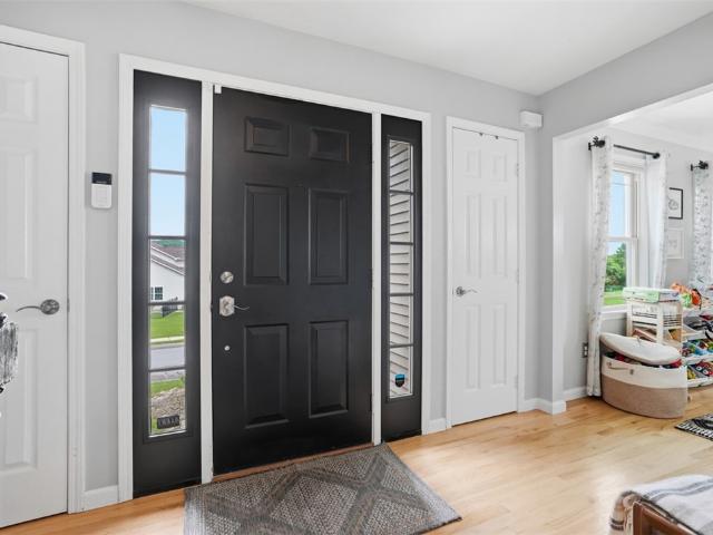 333 Warrick Dr