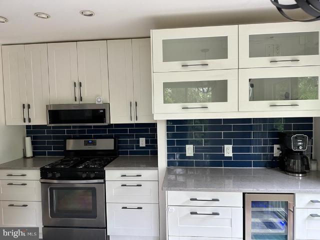 333 Winding Way