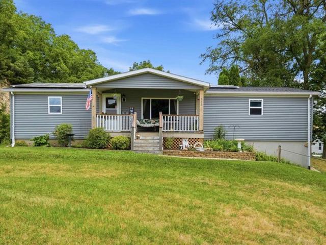 333 Valeria St, Dubuque, IA 52001