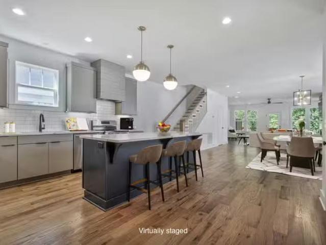 333A MCKENNELL DR, NASHVILLE, TN 37206 Single Family Residence.