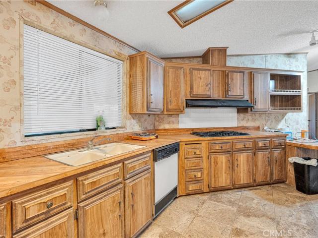 33445 Newberry Rd, Newberry Springs, CA 92365 | MLS #HD26128
