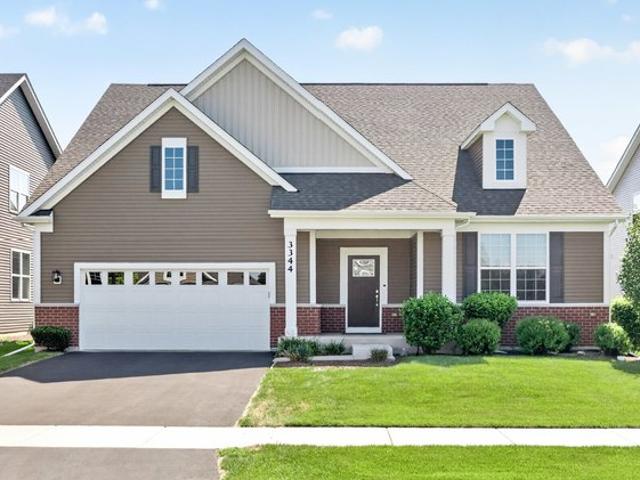 3344 Empress Dr, Naperville, IL 60564