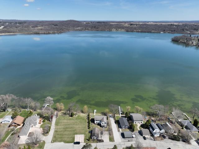 3344 Lake Dr