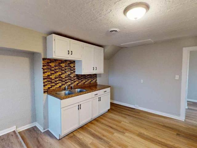 3344 Seymour Ave 3 Bedroom Apartment for Rent at 3344 Seymour Ave, Cleveland, OH 44113 Ohio City