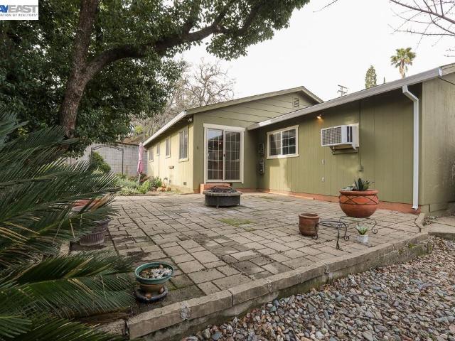 3345 Oakwood Pl, Redding, CA 96001 | MLS #41140