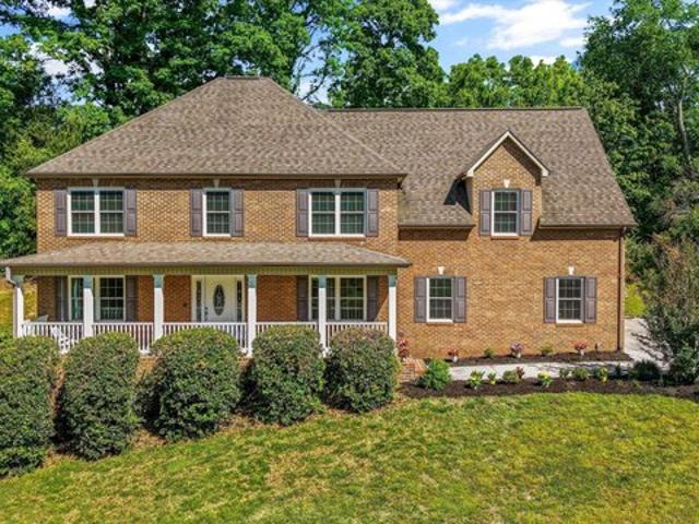 3345 Whispering Oaks Dr, Knoxville, TN 37938