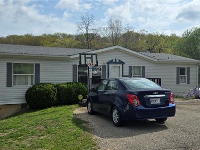 33467 Lakewood Shores Dr, Sunrise Beach, MO 65079