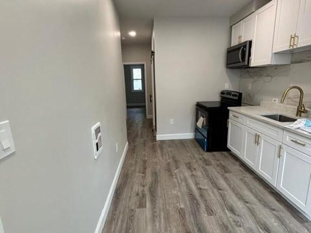 3346 N Howard Street # 1ST FL