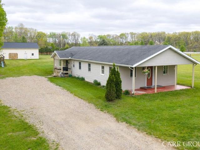 3346 Babylon Rd, Allegan, MI 49010