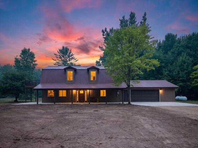 3346 Long Rd, Beaverton, MI 48612