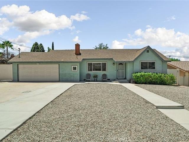 33475 Bodie St, Yucaipa, CA 92399