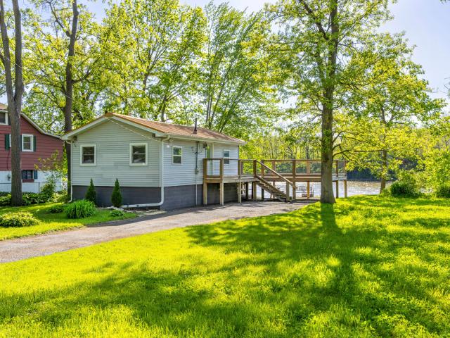 3347 E 2059th Road