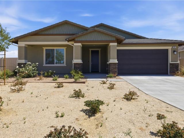 3347 Emerald Ln