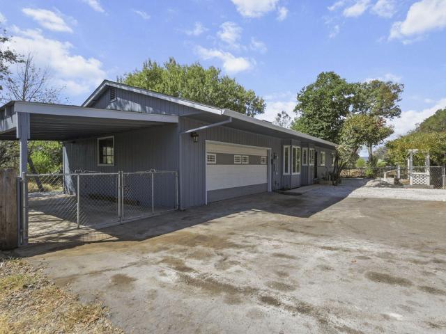 3347 Santa Rosa Way