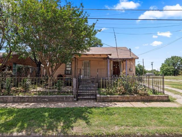 3347 Topeka Avenue