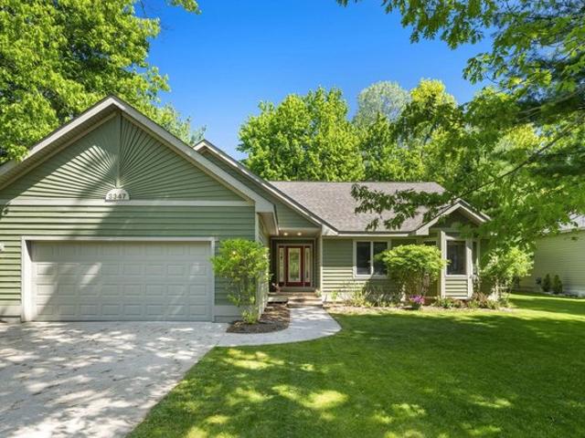 3347 Village Circle Dr, Traverse City, MI 49686
